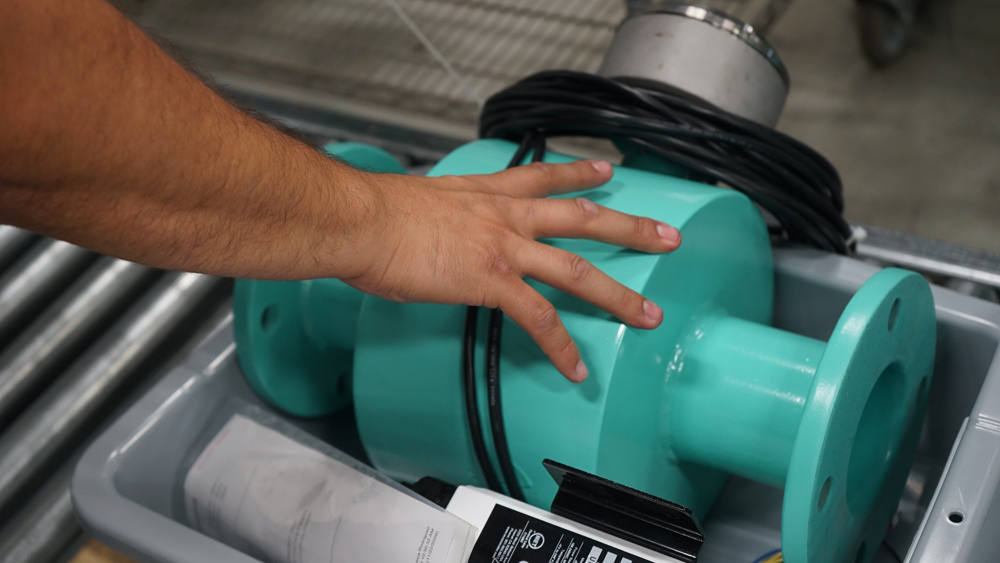 Electromagnetic Flow Meters: A Complete Guide - McCrometer